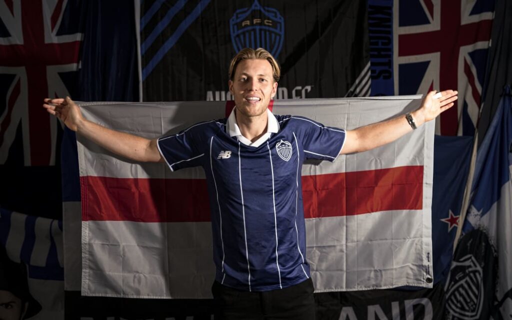 Auckland FC Strengthens Attack with Sam Cosgrove Signing - OULIANNEWS