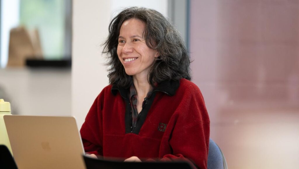 Maori-Led Theatre 'Out the Gate' Explores Incarceration Issues - OULIANNEWS