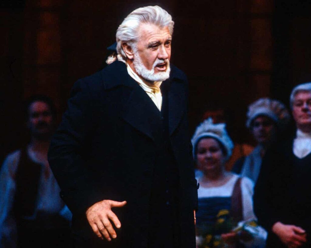 Renowned Opera Singer Sir Donald McIntyre Passes Away at 91 - OULIANNEWS