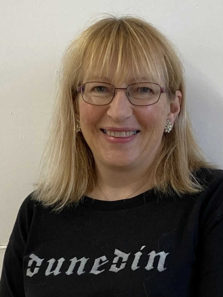 Sophie Barker Elected Mayor of Dunedin, A Historic Milestone - OULIANNEWS