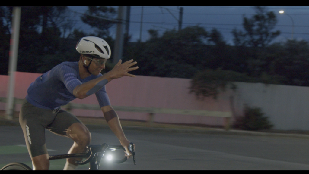 Kiwi Cyclist Sam Shaw Breaks Record in 17-Hour Race - OULIANNEWS