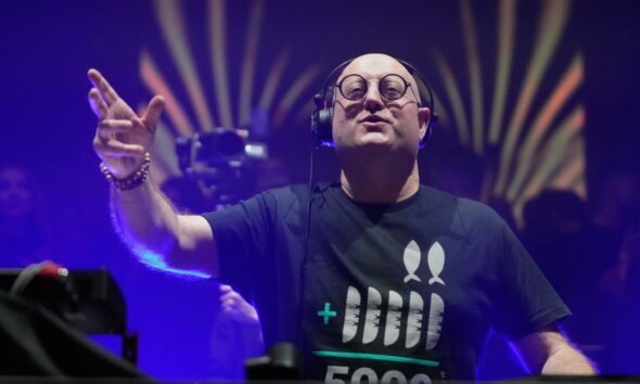 Lebanese Priest's Saturday Rave Sparks Cheers and Debate - OULIANNEWS