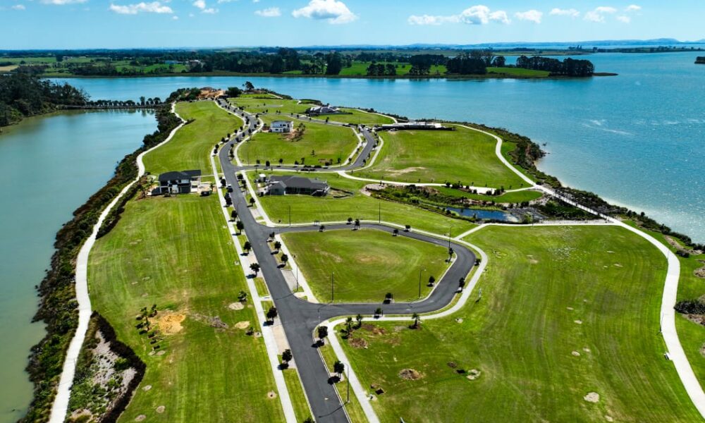 Kiwi Darts Star Jonny Tata Faces Flight Dilemma After Upset Win - OULIANNEWS